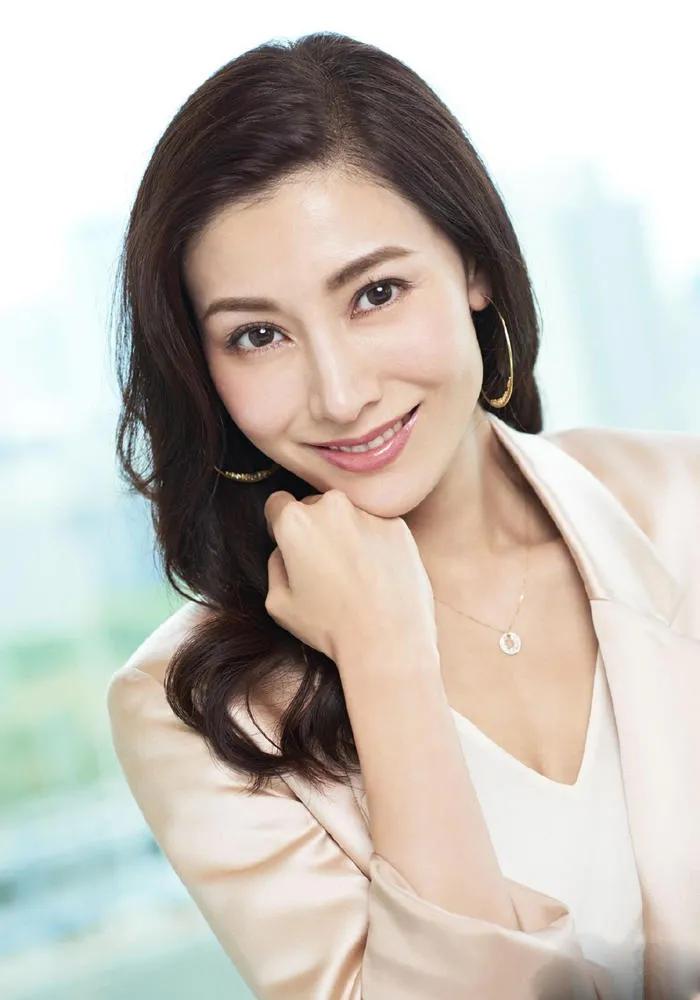 Li Jiaxin is so beautiful - iNEWS