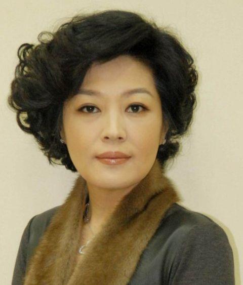 After four years of death, looking back at the widow Ha Wen's choice, I ...