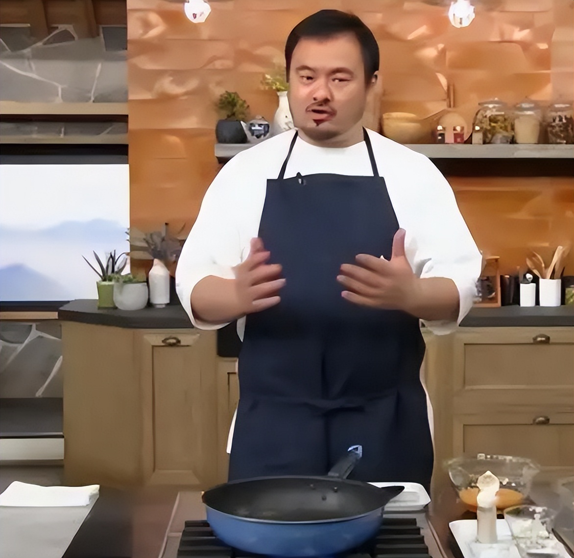 The 42-year-old Hirosue Ryo actress "steals" a married woman, and the ...