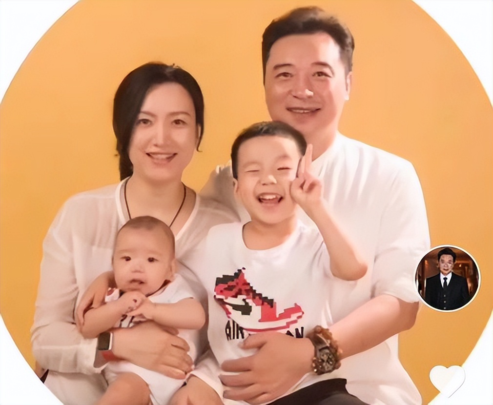 Zhang Xilin's wife, Zhu Min, gave up her career for her husband and ...