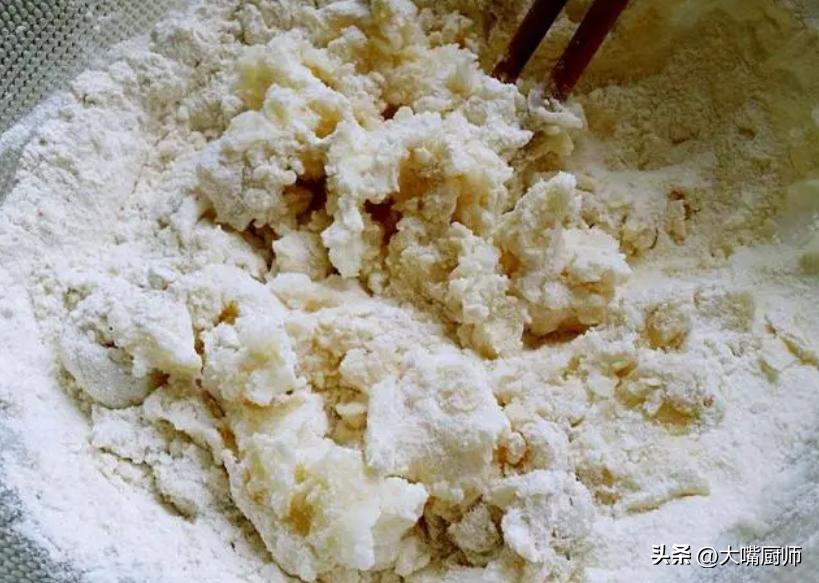 How to make the dead dough cake delicious?Teach you the correct method ...