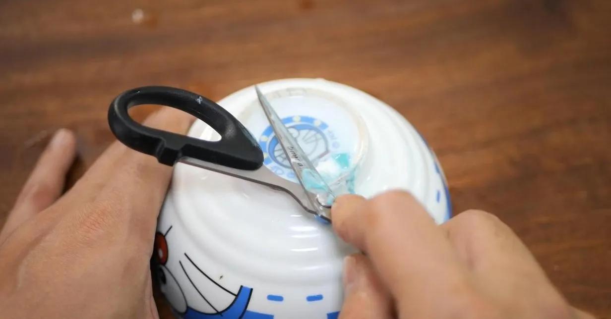 No matter how dull the scissors are, learn these four tricks, and they ...