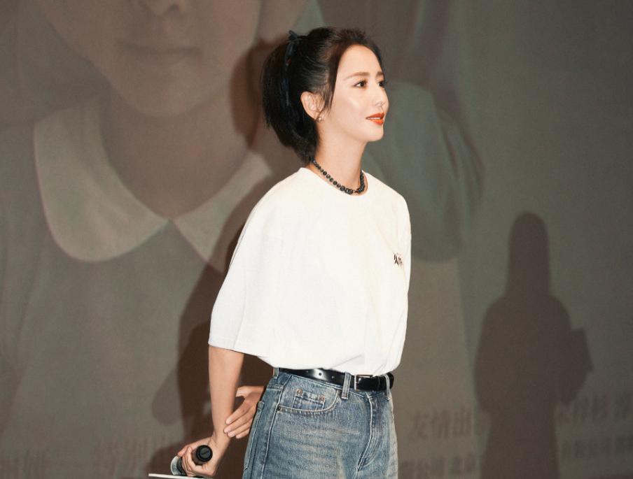 Tong Liya was in poor condition during her Chengdu road show, with ...