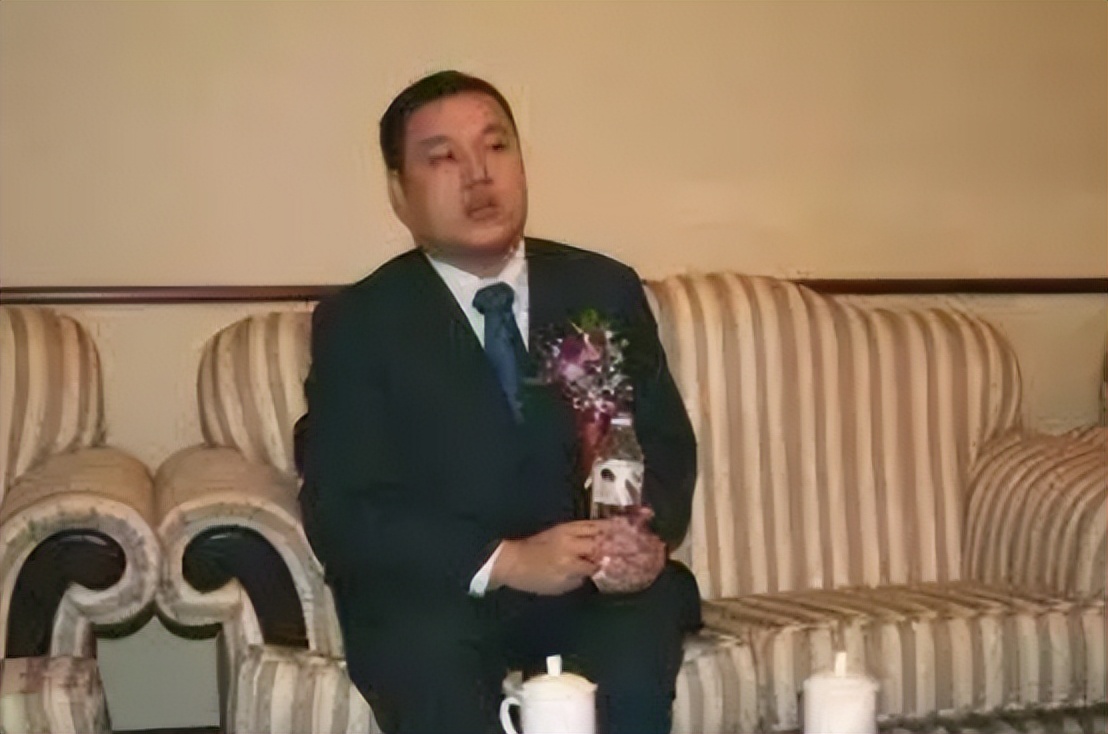 The Wuhan billionaire Xu Bo, who is worth 28 billion in the ...