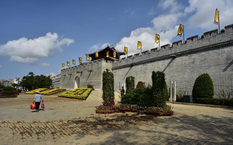 The southernmost ancient city in China, the ancient city of Yazhou in ...