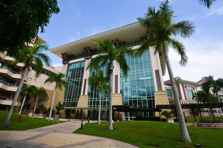 The Development of Brunei Empire's Early Political System and Its ...