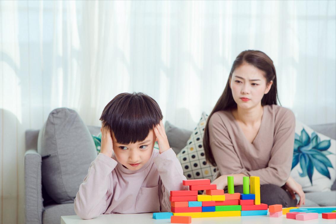 Unfilial children, three details can be seen when they were young, I ...