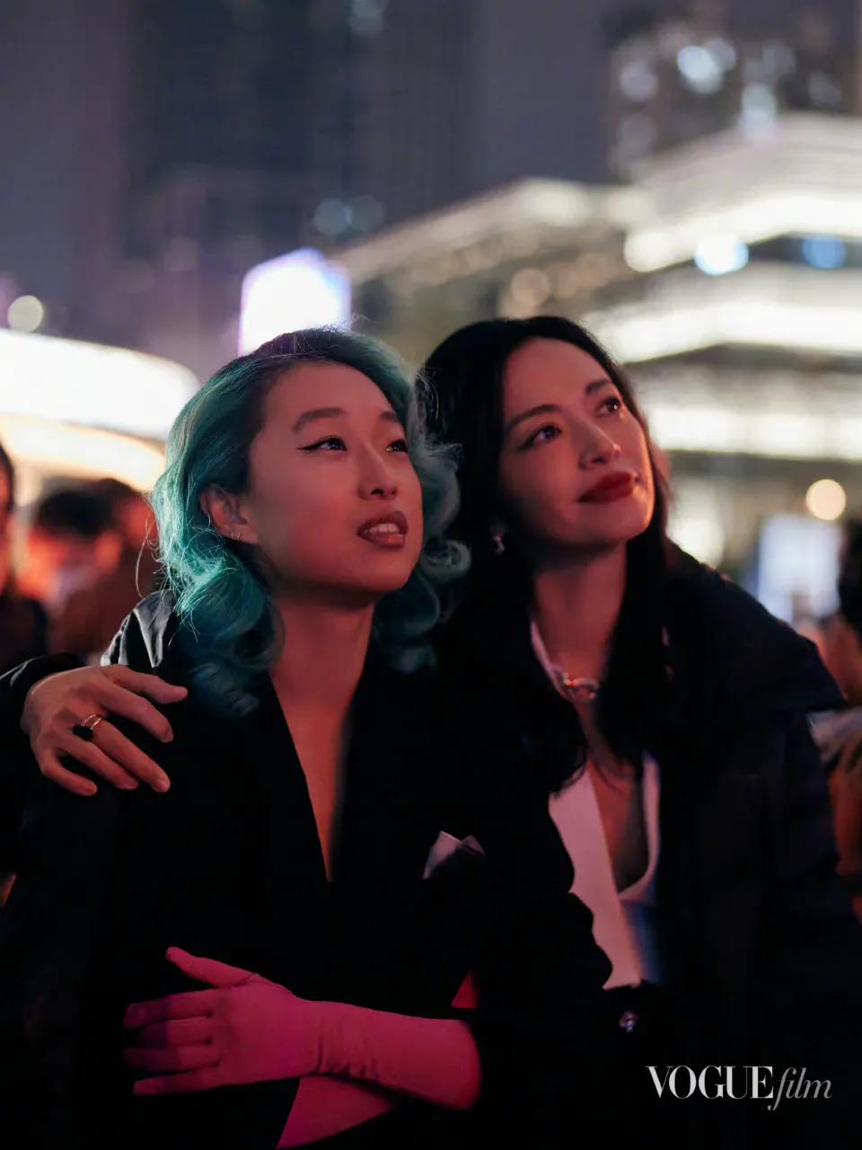 Vogue event: Yao Chen's double-breasted suit is full of aura, and Guo ...