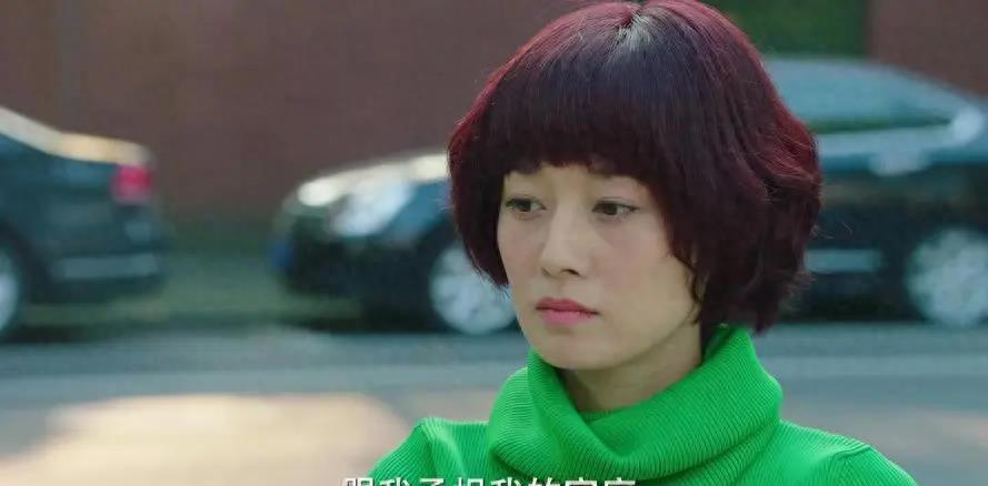 This is how Luo Zijun's dressing style improved in "The First Half of ...