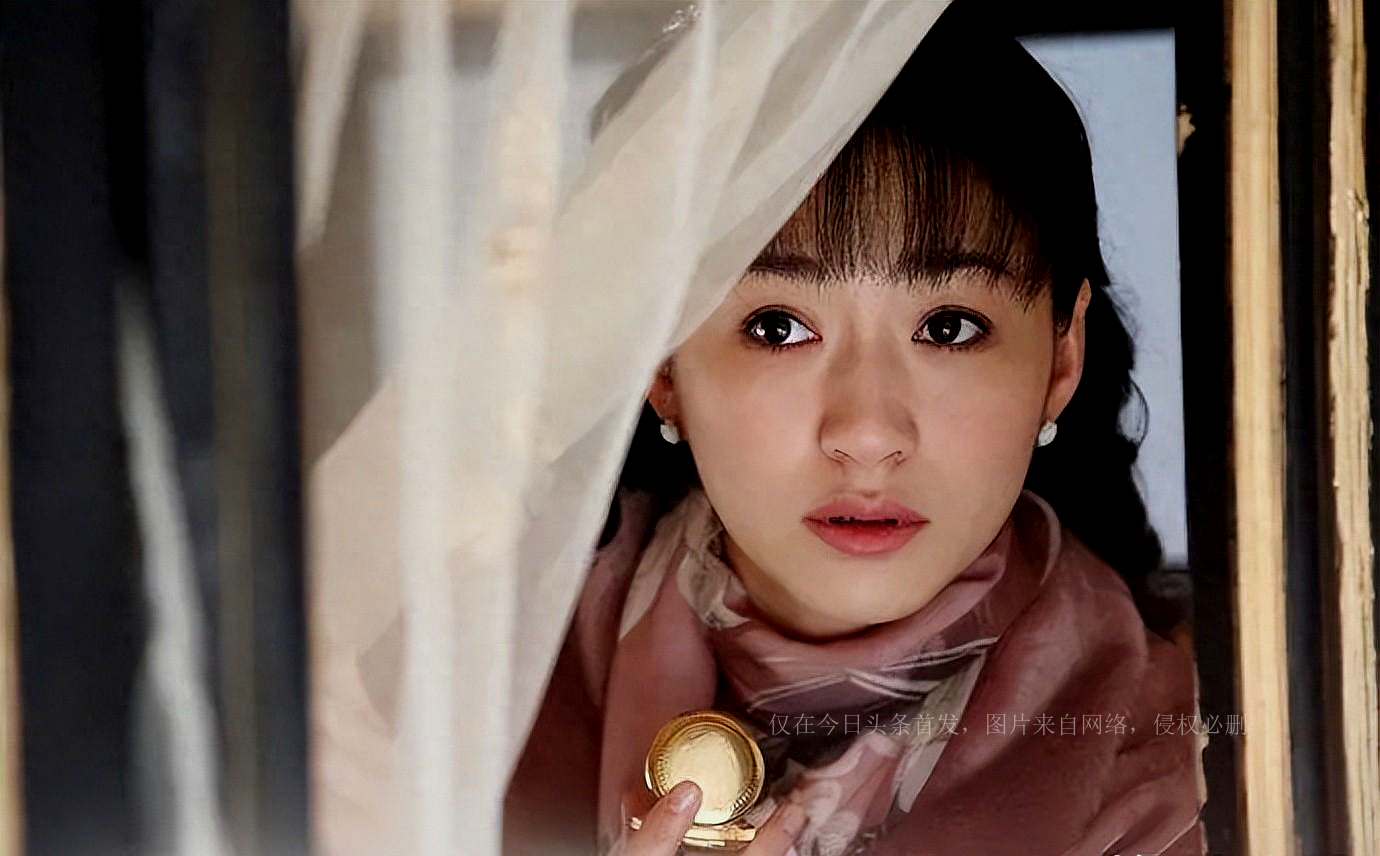 13 actresses with "poor faces", their facial features are put together ...