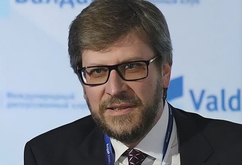 Russian political scientist Lukyanov said: China will never become an ...