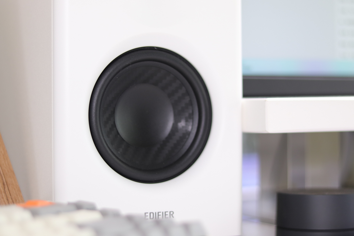 Sound quality is the highlight! Is Edifier MR4 monitor speaker worth 449? - iMedia