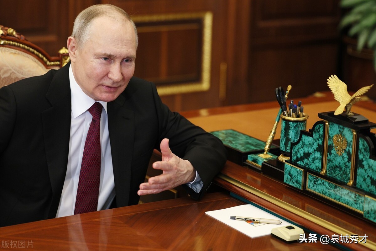 Who is more popular among the two Russian presidents? - iNEWS