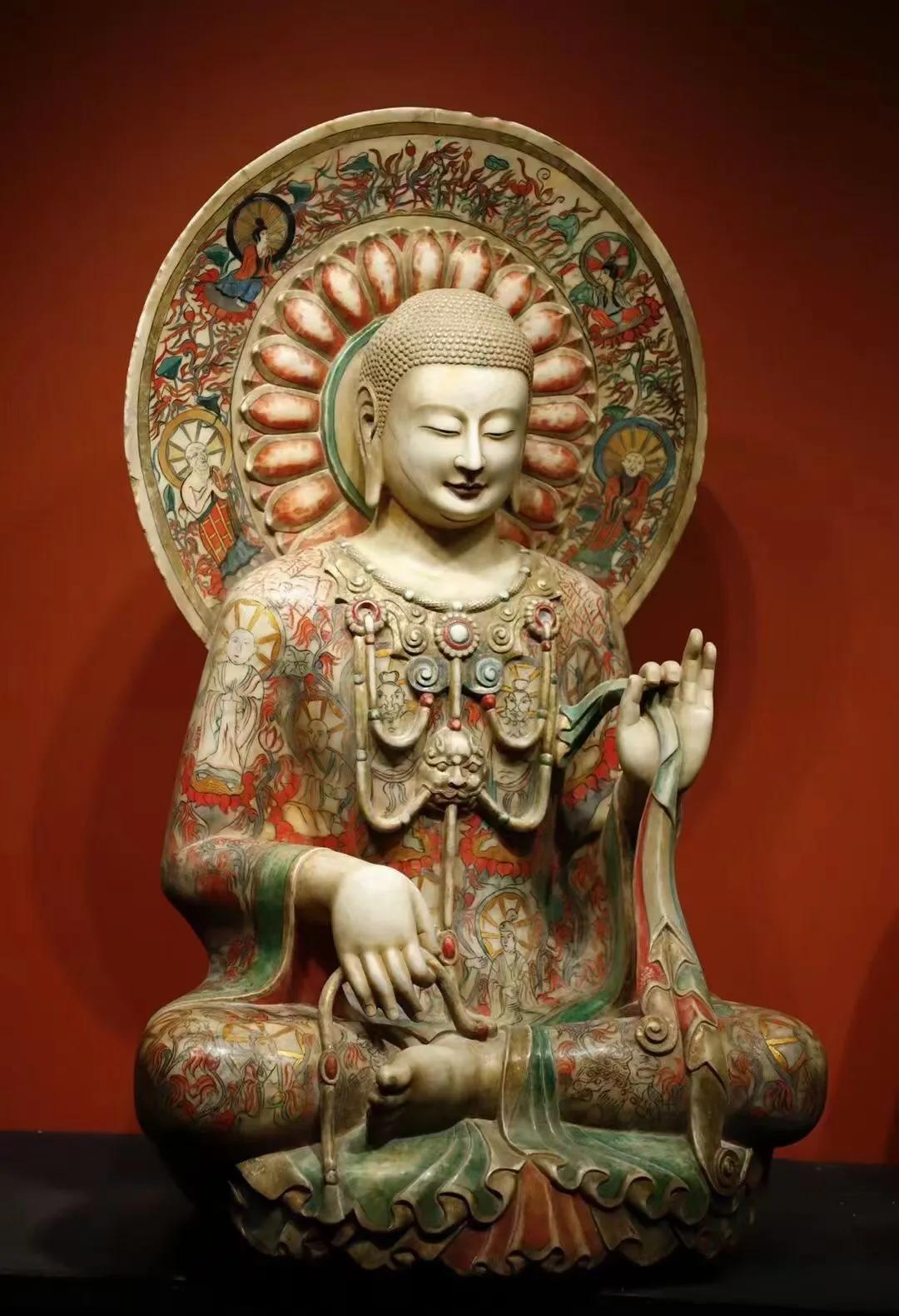 The Northern Qi Han White Marble Painted Buddha is Exquisite and ...