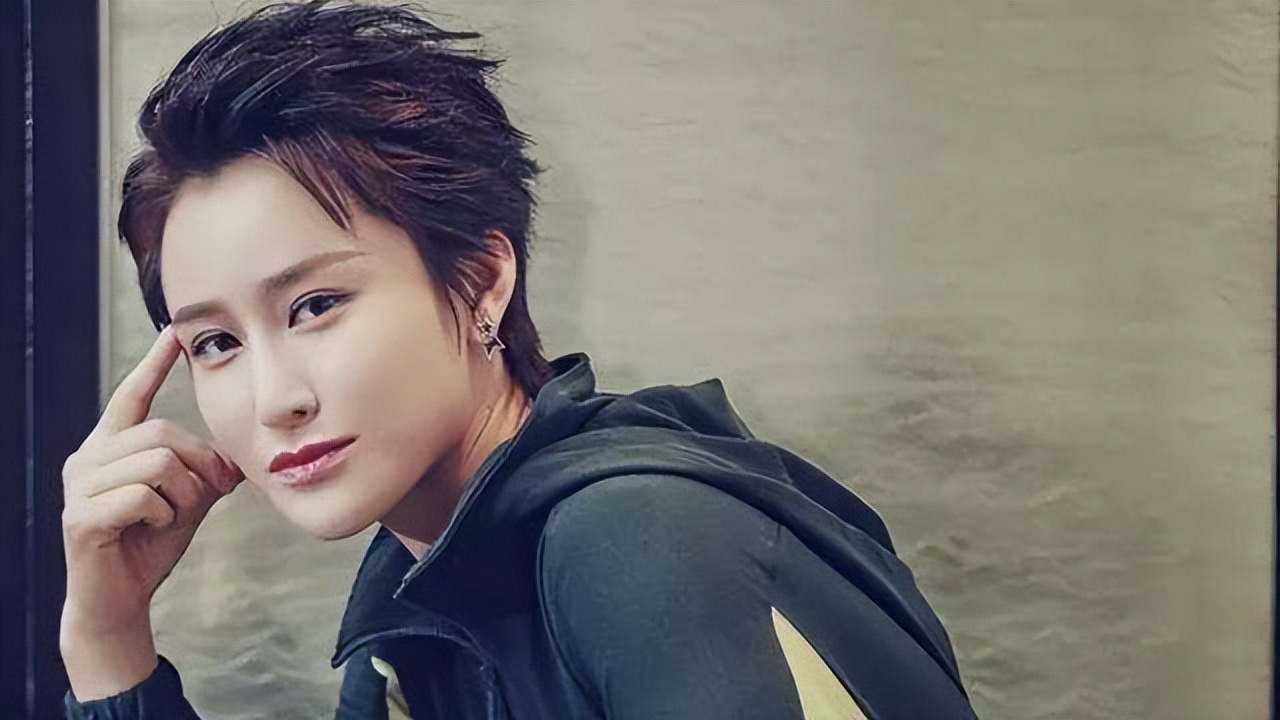 Jiang Luxia: 36-year-old partner Yang Yang plays the special forces, an acting school who knows ...