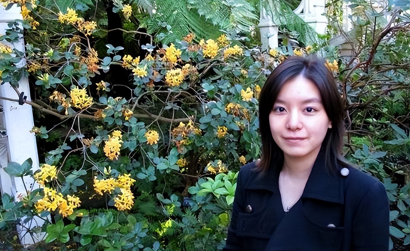 In 2021, interpreter Zhang Jing will amaze the world in 16 minutes on ...