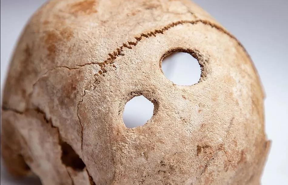 The "high technology" left by prehistoric humans may prove that humans ...