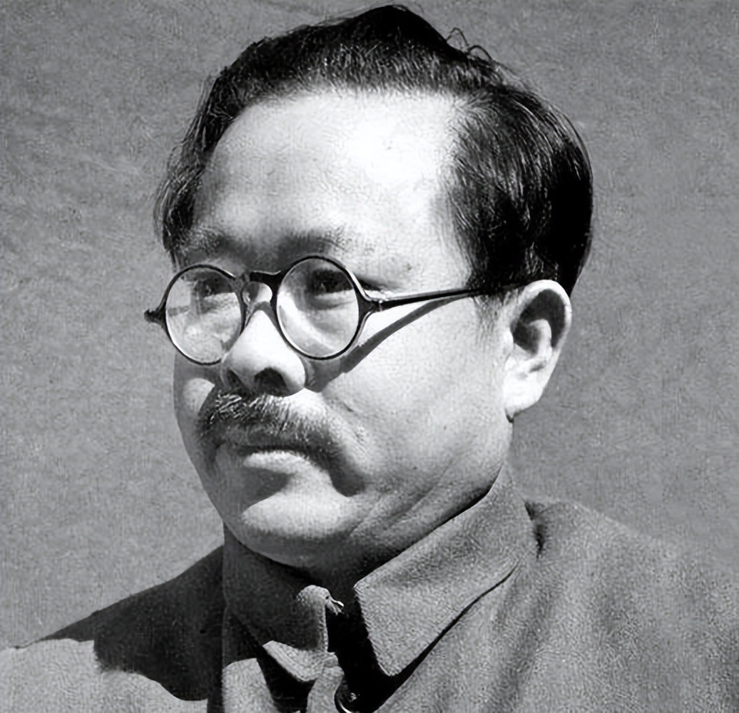 In 1937, Duan Suquan rejoined the team, and Ren Bishi was shocked when ...