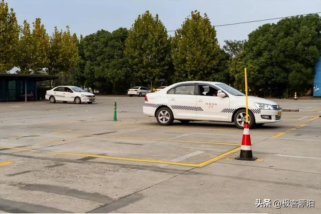 Driving age new adjustment? At what age can you not drive? How many ...