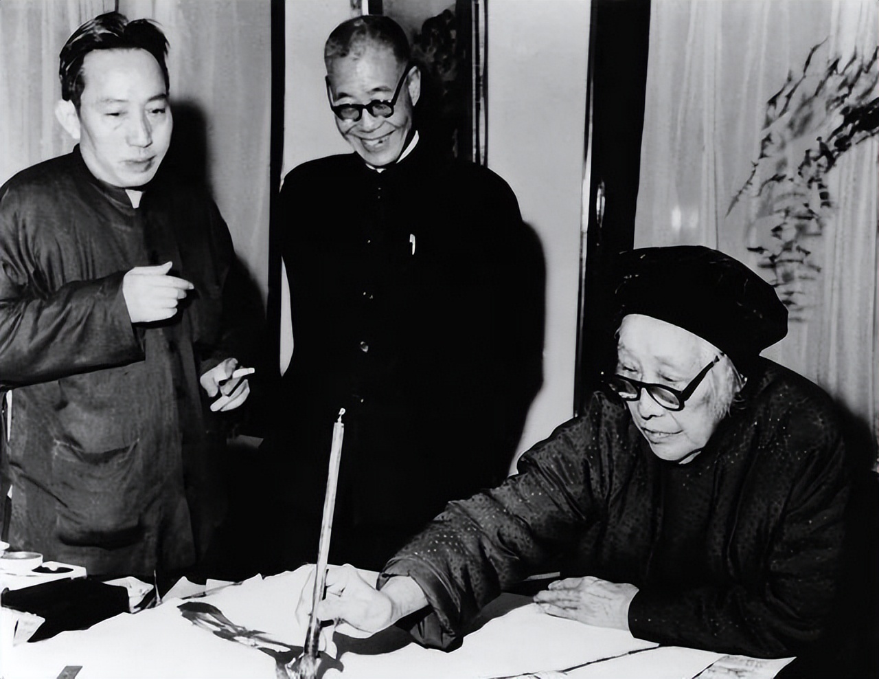 He Xiangning - iNEWS