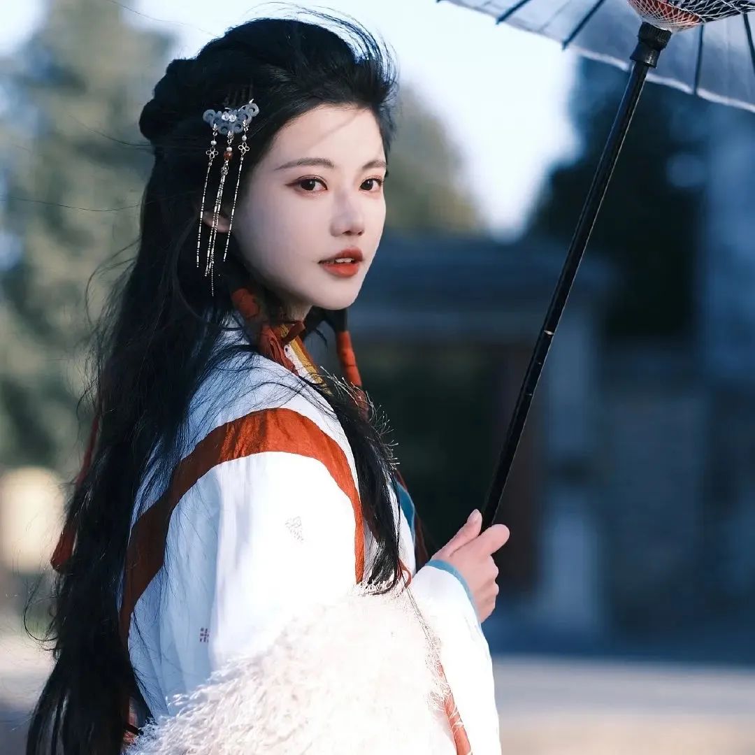 Entertainment broke the news: Zhao Liying, domineering sister-in-law ...