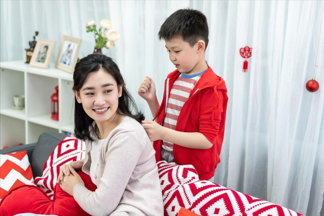 Unfilial children, three details can be seen when they were young, I ...