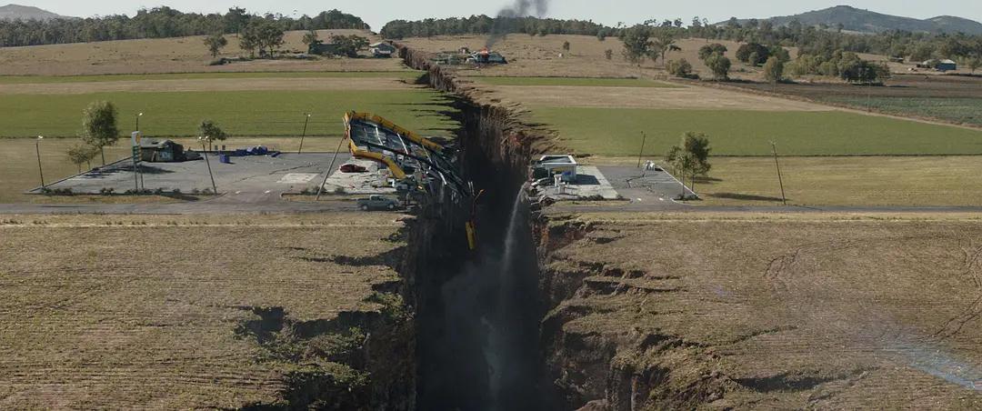 "The Doomsday Collapses": Feeling the Glory of Humanity in the Disaster ...