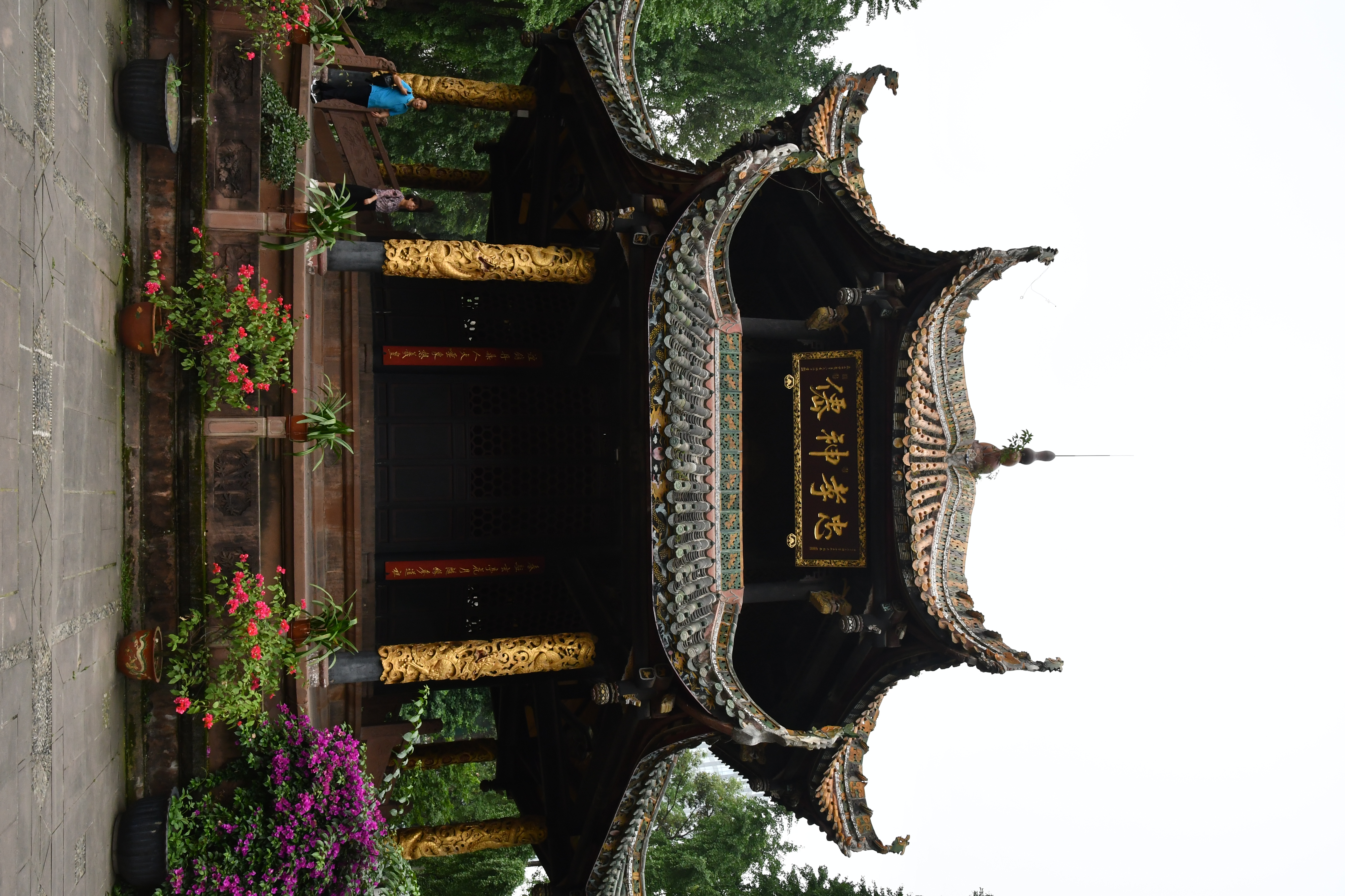 After nearly 3000 years of ups and downs-Chengdu Qingyang Palace - iNEWS