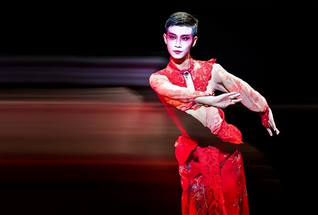 The fairy spirit is gone, and the desire is getting more and more intense! Yang Liping's dance ...
