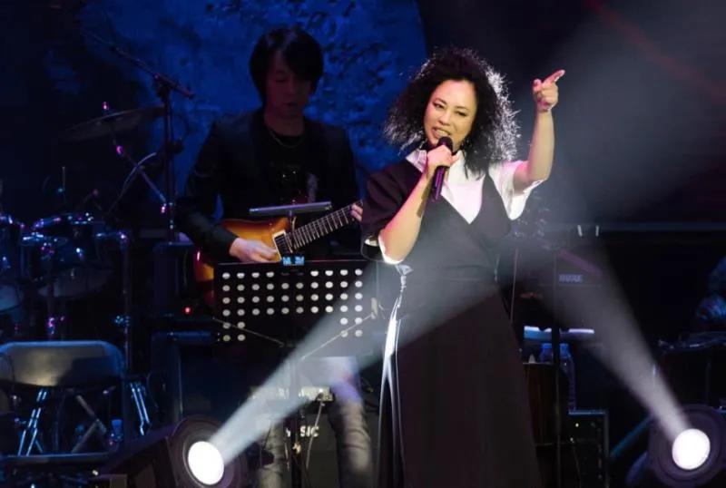 Huang Qishan, the mother of Huang, also came to participate in the ...