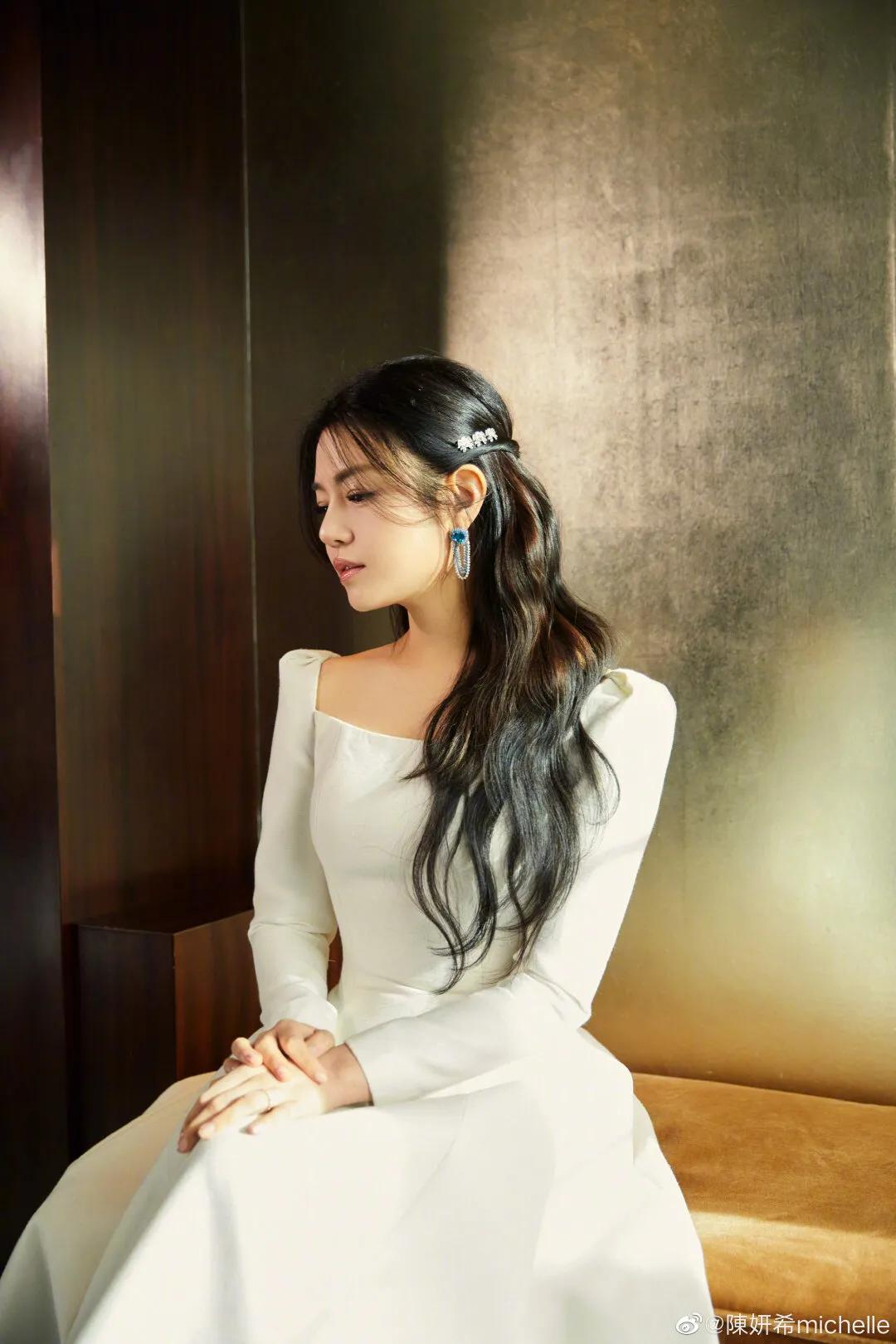 Chen Yanxi is really getting more and more beautiful after marriage - iNEWS
