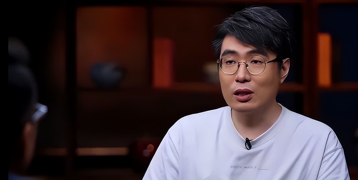 Also chatting with Dou Wentao, what is the biggest difference between Zhou Qimo and Hulan - iNEWS