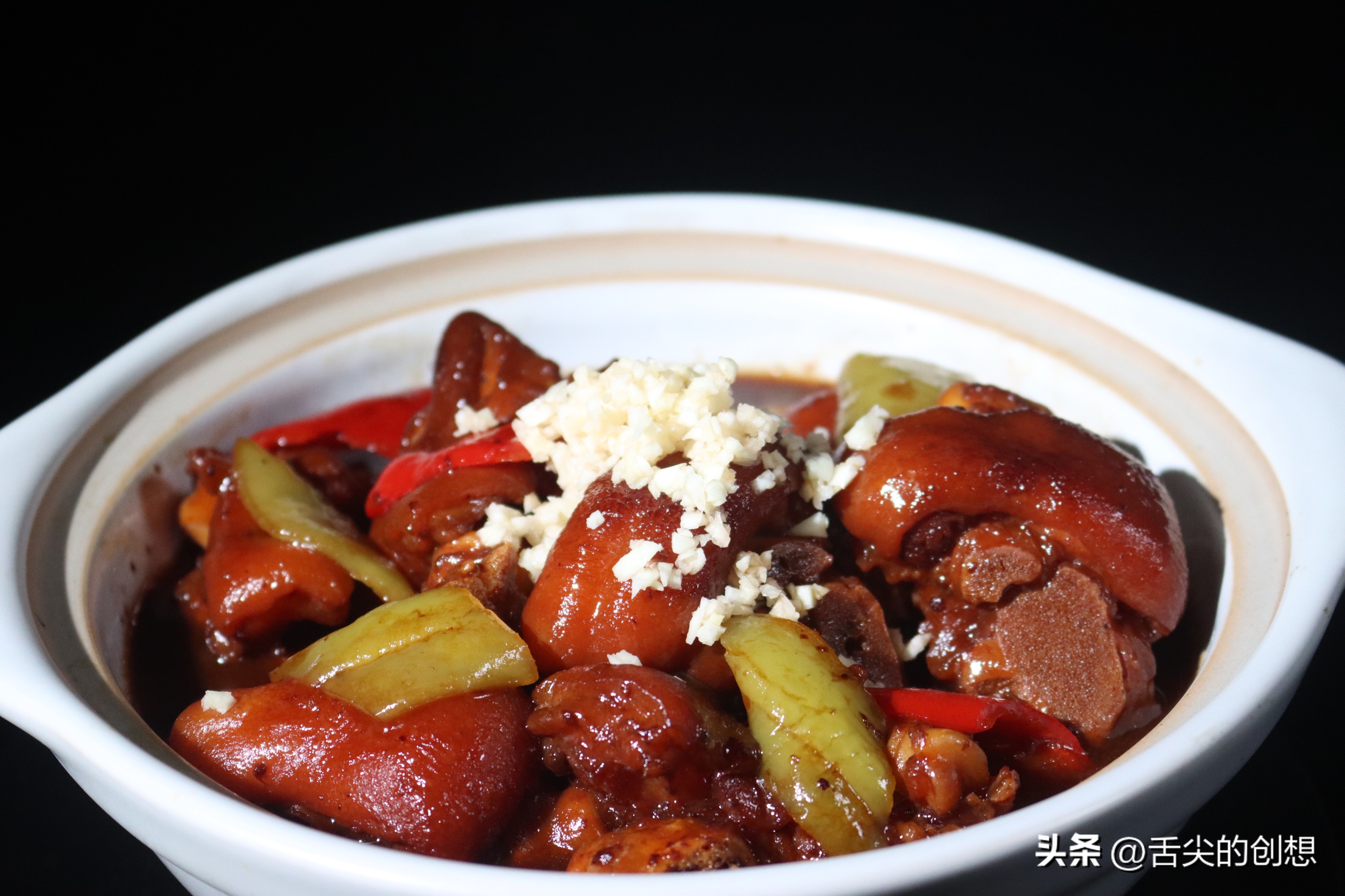 Five kinds of pig's feet dishes - iNEWS