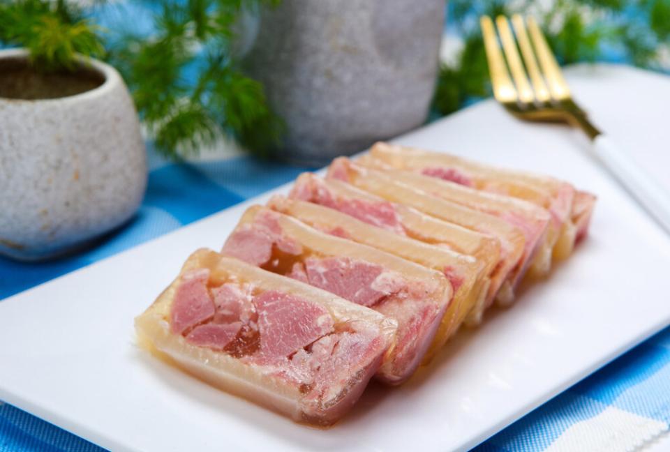 Zhenjiang delicacies, crystal delicacy inlaid with historical light - iNEWS