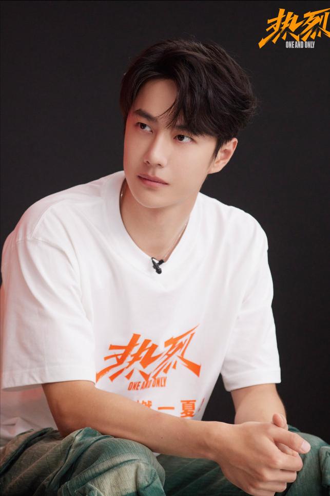 Domestic entertainment has been promoted to four handsome men! Cheng Yi, Wang Yibo, Yi Yang ...