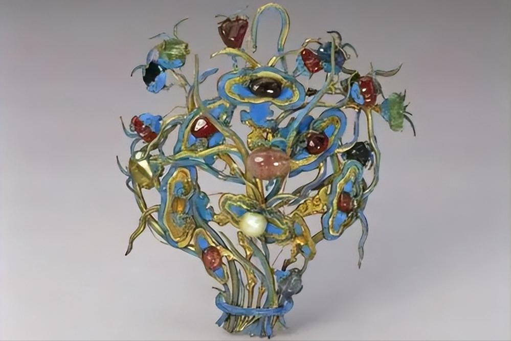 Patterns and Forms, Jewelry of the Qing Dynasty, and a Study of the ...
