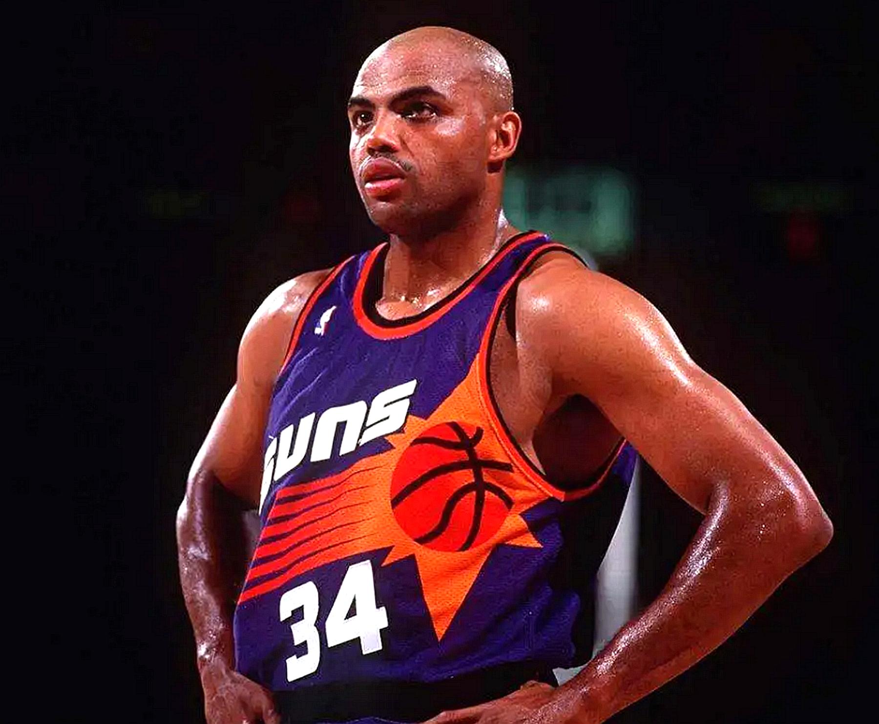 We all know that James has strong muscles, so why can't he hardly see ...