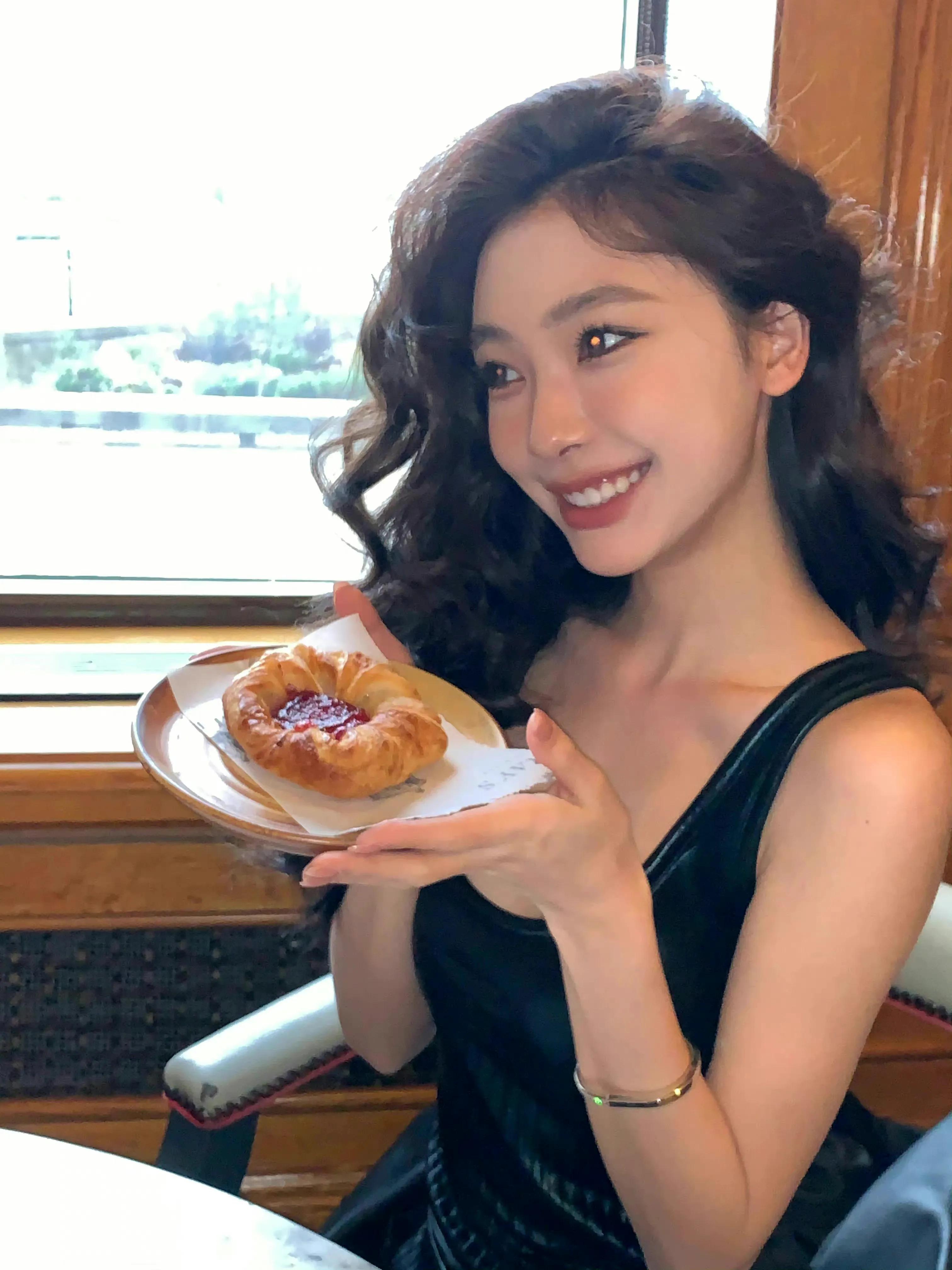 Yi Mengling? - iMedia