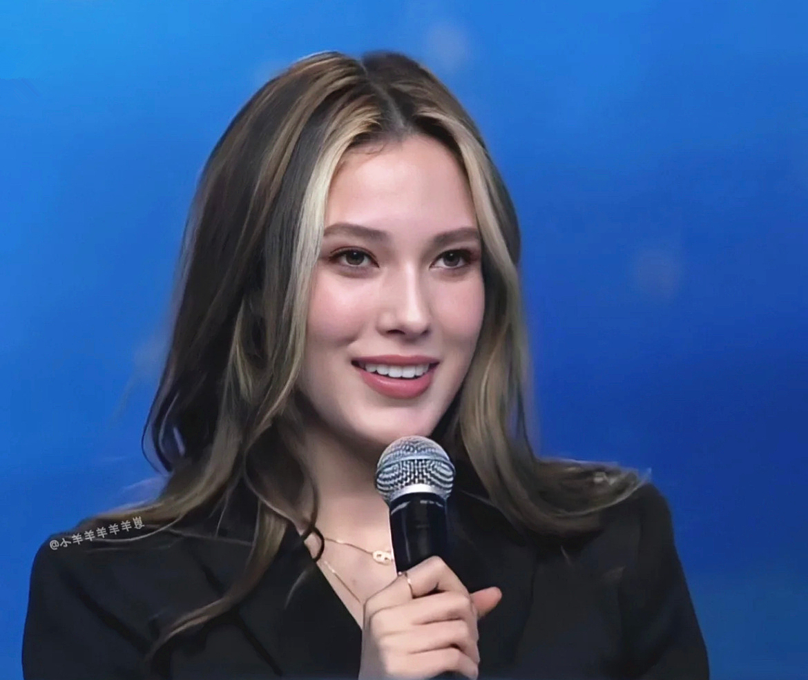 Not long after Gu Ailing arrived in the United States, the comment area ...