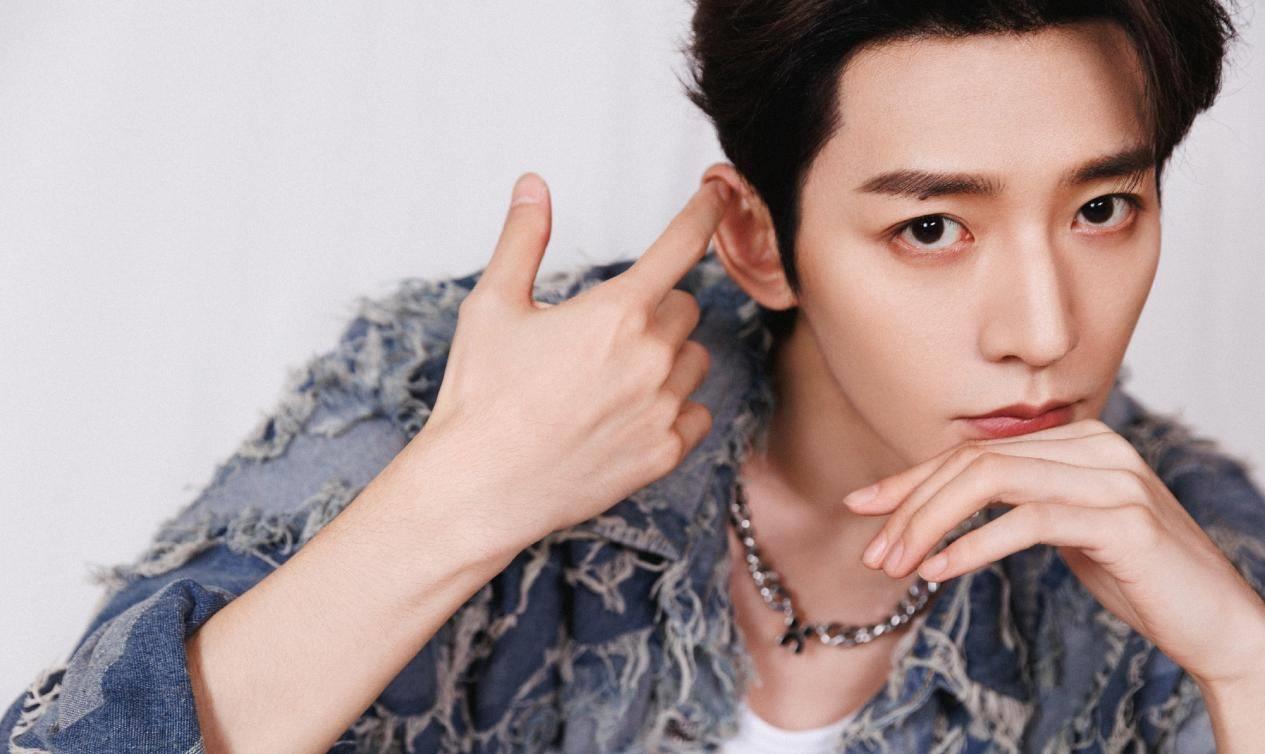 "Long Lovesickness" Deng Wei was out of the circle, "Fengshen" became ...