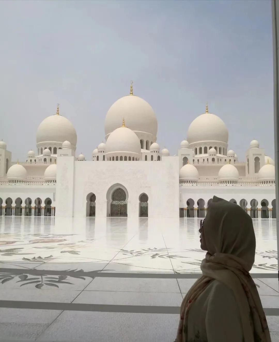 Impression of the UAE: Faith is the characteristic of Islam and the ...