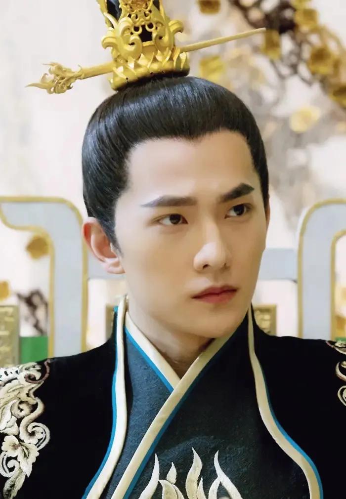 There are so many collapsed houses, hurry up and take a look at Yang ...