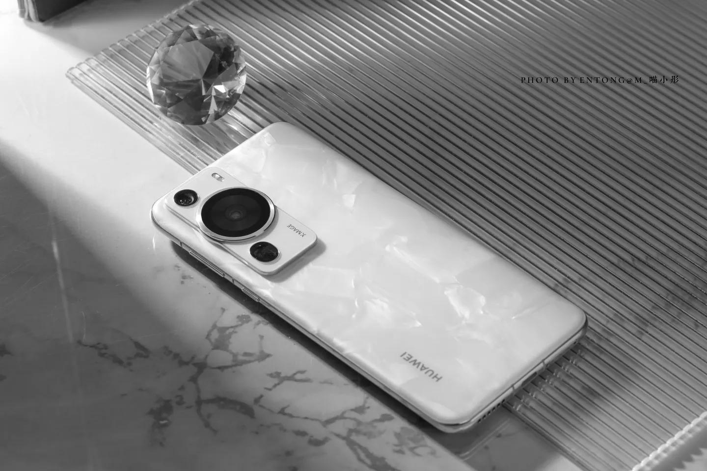 Aesthetic Image Dual Flagship Huawei P60 Pro Rococo White Hands-on Real ...