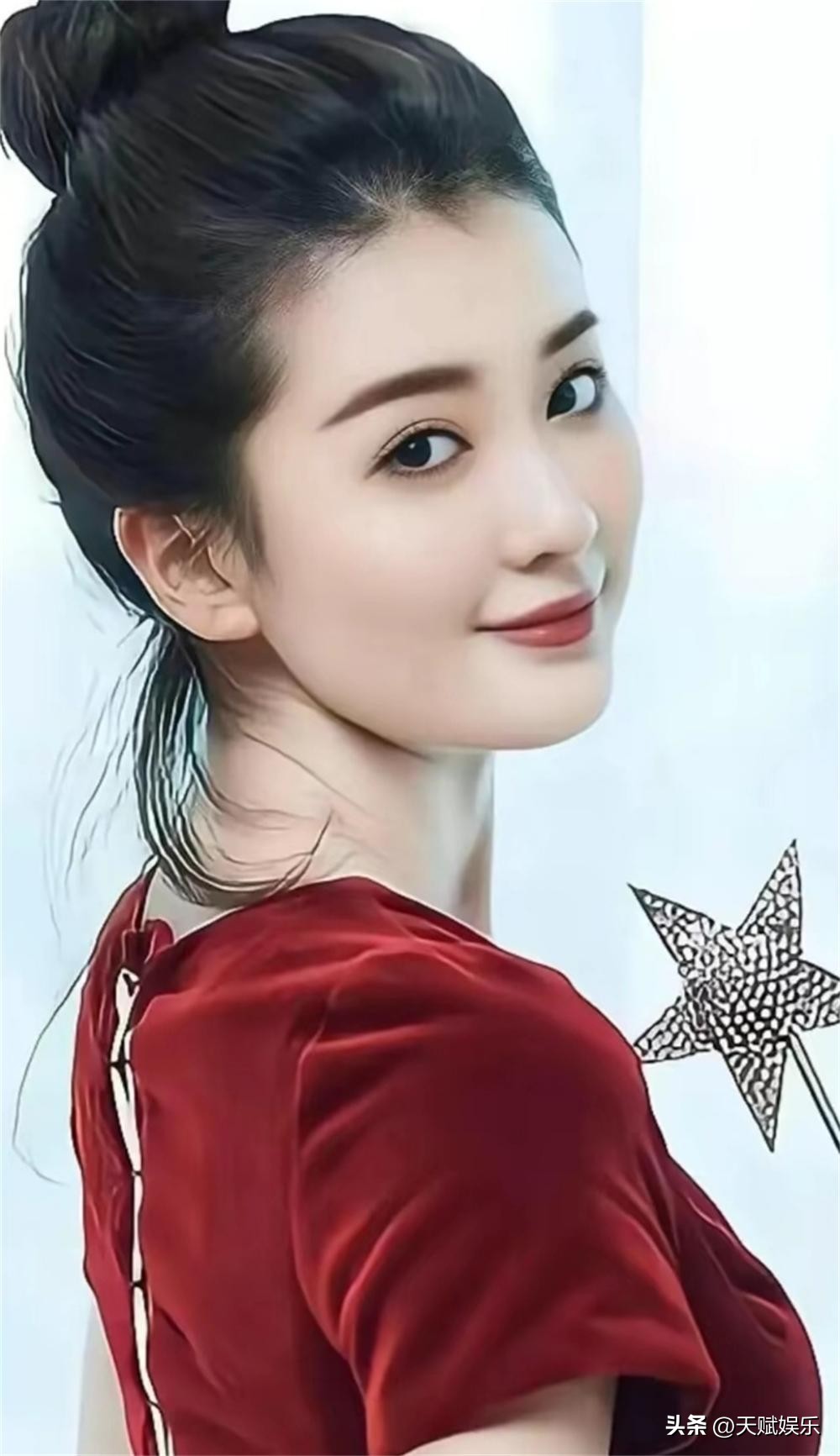 Actor Qiao Xin photo album "Ten" - iMedia