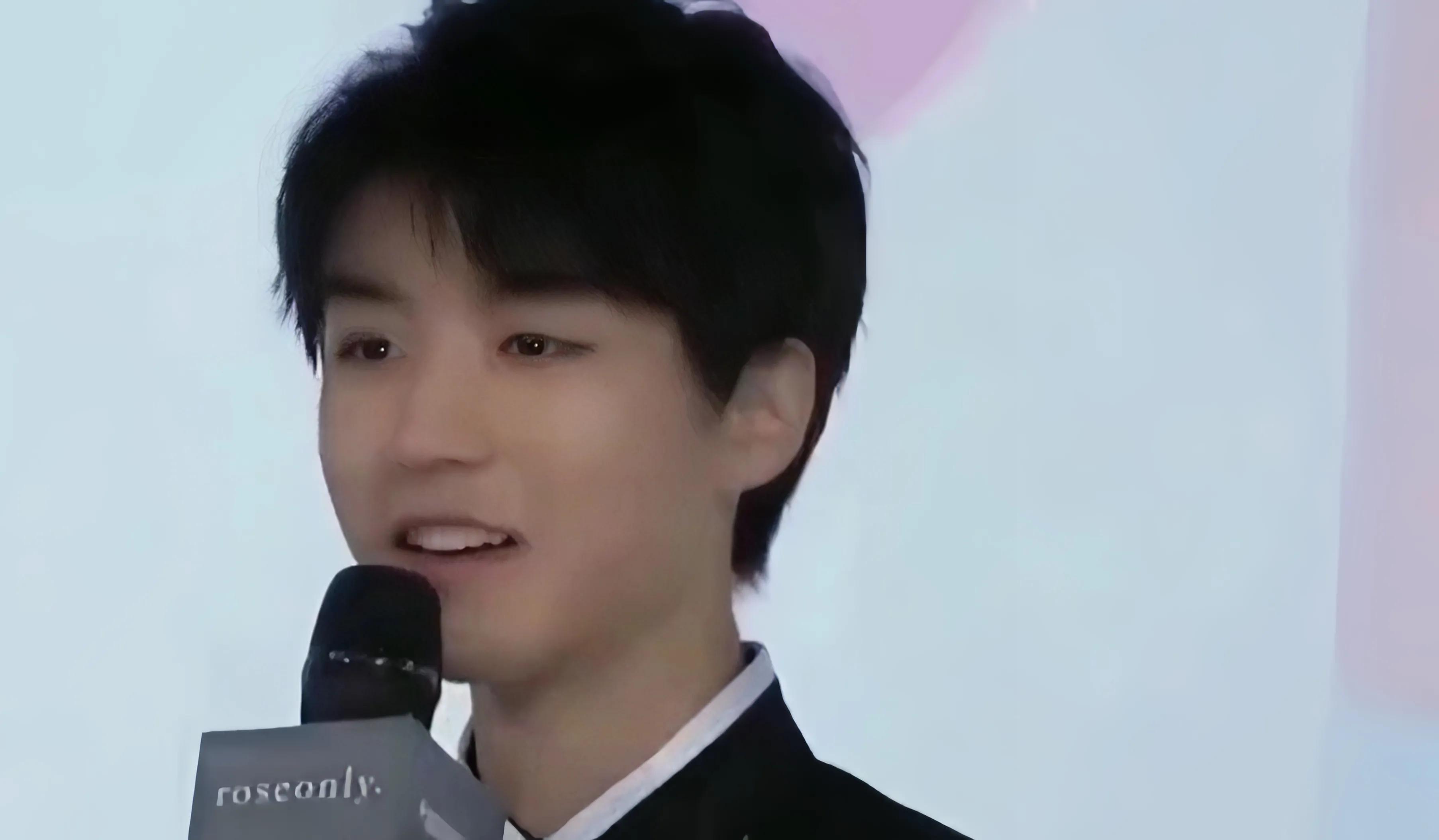 Karry Wang Accused of Stealing Lens: Behind the Controversy of ...