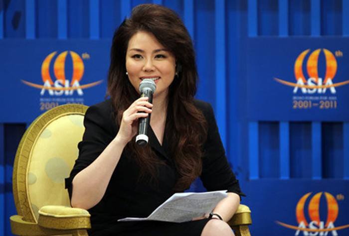 Fang Jing: Once a CCTV anchor, she was rumored to be a "spy" by her ...