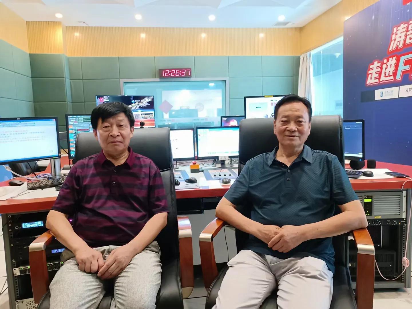 Leyou World Teacher Li Shuiliang and Teacher Ma Jianjun are guest ...