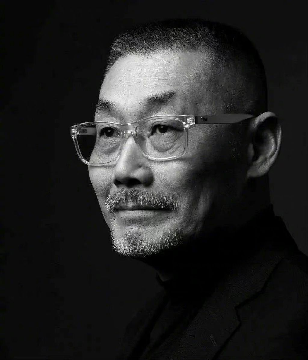 Director He Ping passed away. He was unmarried all his life but had one ...