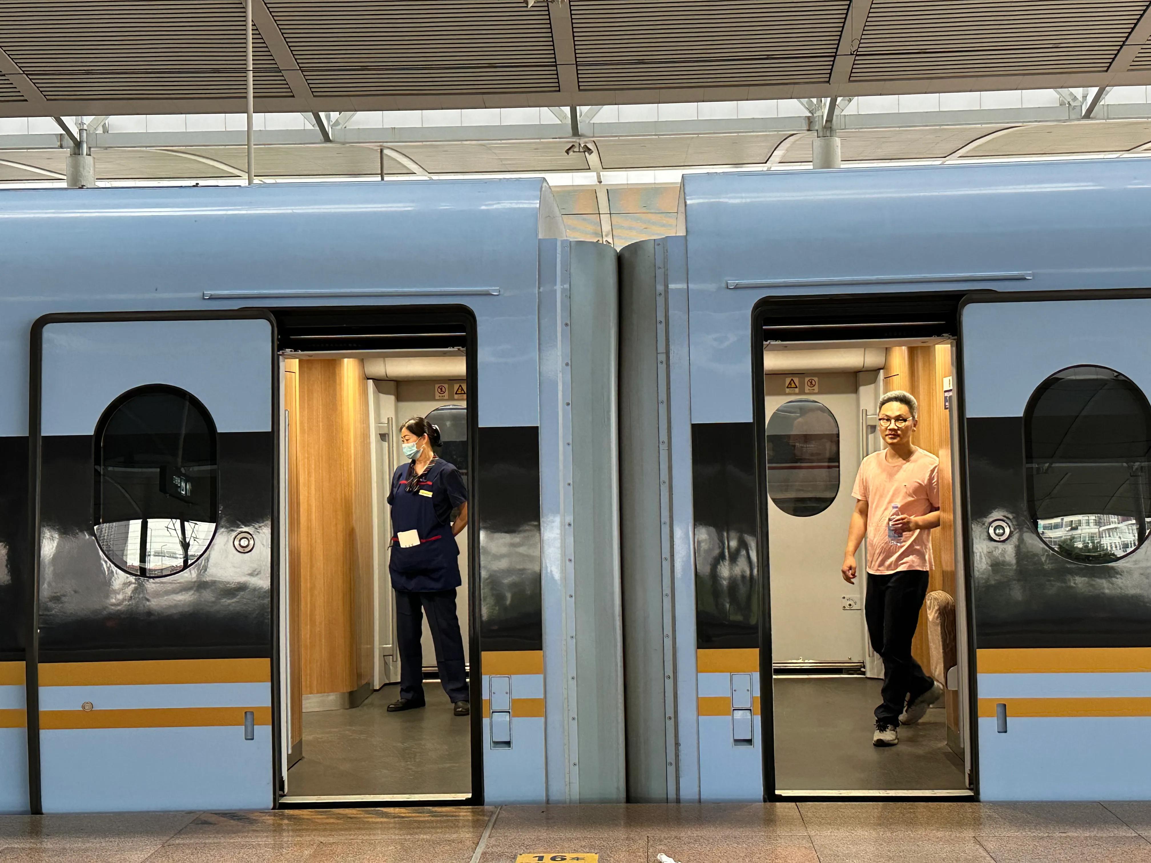 Visit 4 museums in 1 day for 700 kilometers in Shanxi and Henan - iNEWS