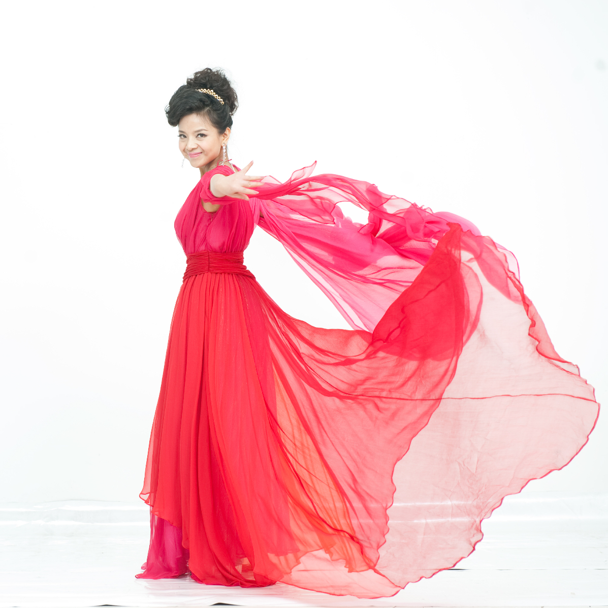 Chen Juan: Incredibly strange singer, singing more than 8 kinds of singing, beautiful male voice ...